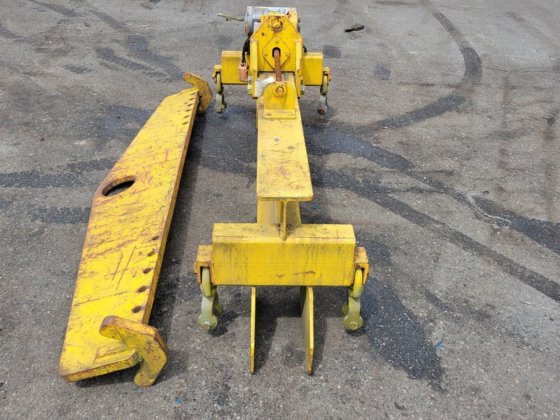 1 hp, 10-Ton Motorized Load Leveling Beam in British Columbia, Canada
