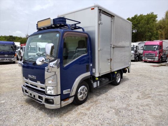 Isuzu Elf Small Size Aluminum Van 10' SKG-NMR85AN in Tokyo, Japan