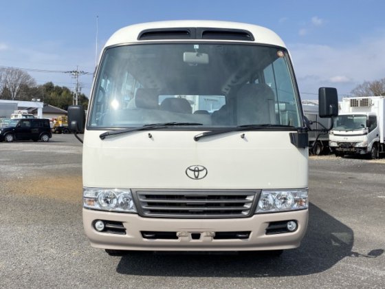 Toyota Coaster Small Bus Microbus SKG-XZB50 in Tokyo, Japan