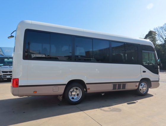 TOYOTA COASTER small bus microbus 2KG-XZB60 in Tokyo, Japan