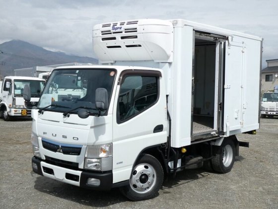 Mitsubishi Canter Compact Freezer/Refrigerator 10' TPG-FBA50 in Tokyo ...