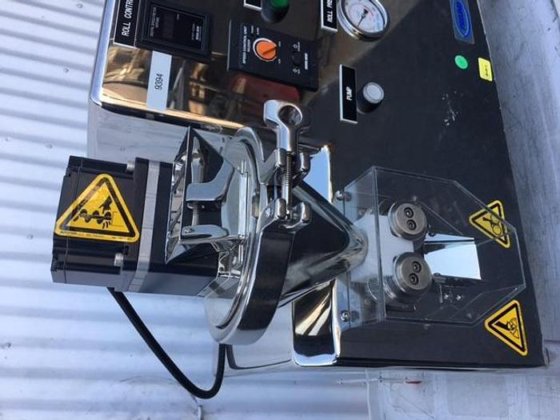 Vector Freund TFC-Lab Micro Roller Compactor in Los Angeles, CA, USA