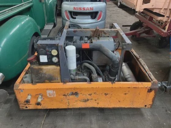1995 Deutz 2 cilinder Deutz F2l 1011 Compressor in Bentelo, Overijssel ...
