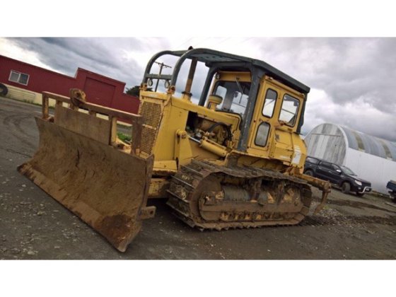 1991 KOMATSU D53A -18 in Whanganui, New Zealand