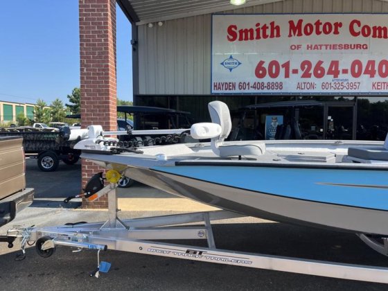 2025 Xpress H20B in Hattiesburg, MS, USA