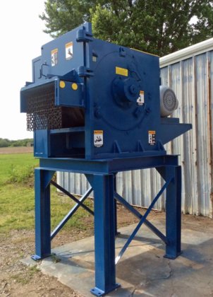 Wood Grinder in Illinois, USA