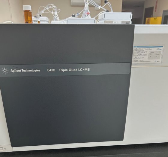Agilent 6420 Triple Quad Clinical LC/MS Spectrometer / HPLC / PC Setup in Nixa, MO, USA