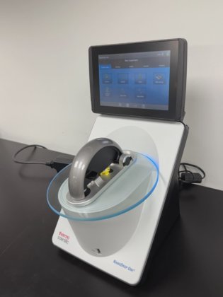 Thermo Scientific NanoDrop OneC Microvolume UV/VIS Spectrophotometer ...