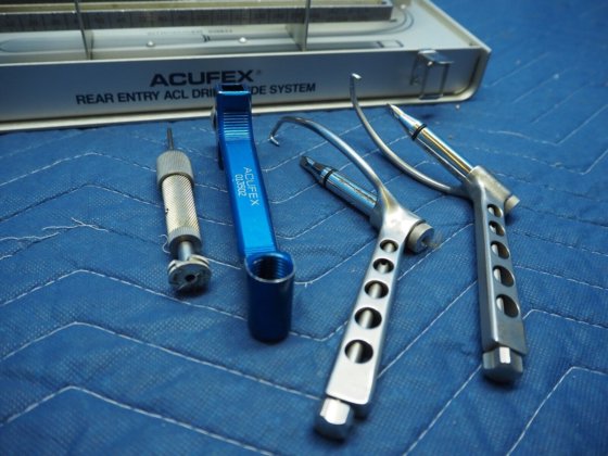 Acufex ACL Rear Entry Drill Guide System – Arthroscopy Femoral Tibal ...