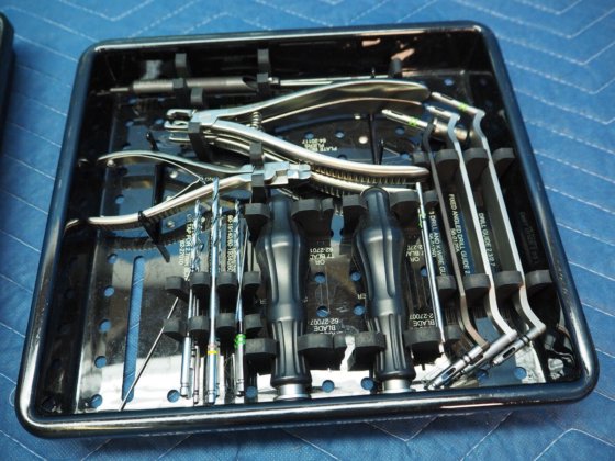 STRYKER VariAx Distal Radius Bone Locking Plate System Tray Instruments ...