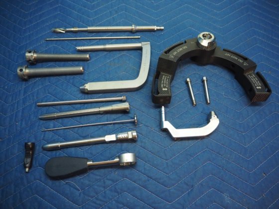 STRYKER T2 Suprapatella Tibia Instrument Nailing System Set 1806-1001 ...