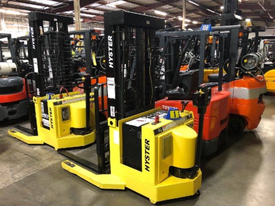 2001 Hyster W30XTR in California, USA