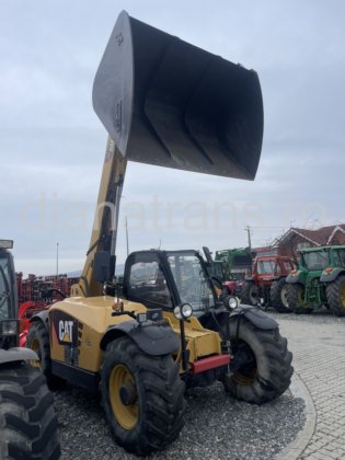 2011 Caterpillar TH407 telehandler in Mureș, Romania