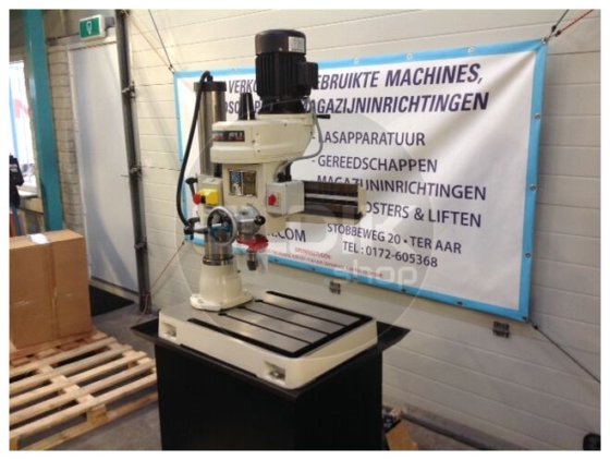 Rong Fu RF 35 in Ter Aar, South Holland, Netherlands