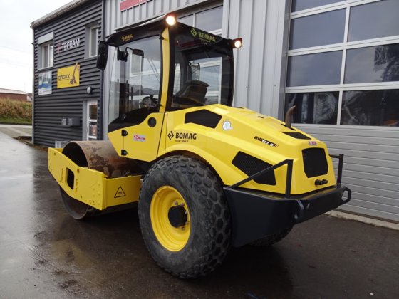 2016 Bomag BW 177 D-5i in Chavornay, Vaud, Switzerland