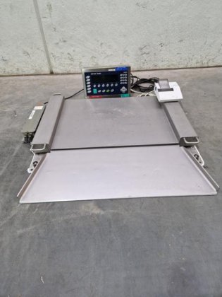 2011 Mettler Toledo IND690/PUA579 Floor scale in Stapelfeld, Germany