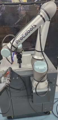 2018 UNIVERSAL ROBOTS UR10E MEDIUM SIZED VERSITILE COBOT () in Elk ...