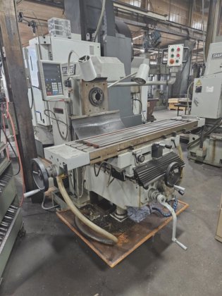 2011 Sharp UH-3 Universal Milling Machine () in Elk Grove Village, IL, USA