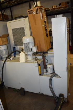 2009 HAAS Multigrind CB CNC Grinder in Elk Grove Village, IL, USA