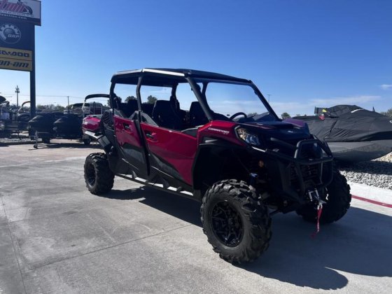 2025 Can-Am® Commander MAX XT 700 in Broken Arrow, OK, USA