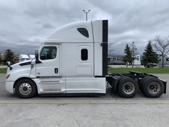2024 FREIGHTLINER Cascadia in Mississauga, Ontario, Canada