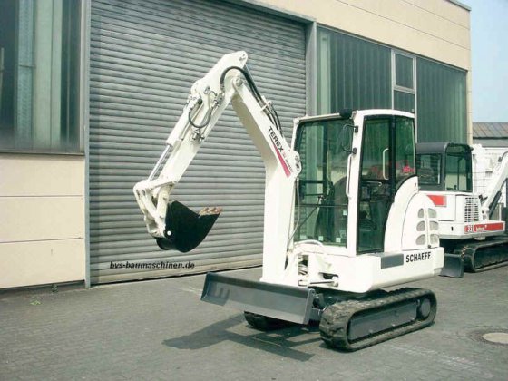 Gebraucht 2003 Schaeff HR 14 in Mülheim an der Ruhr, Deutschland