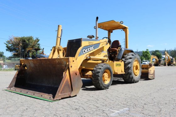 2006 DEERE 210LE SKIP LOADER in Placerville, CA, USA
