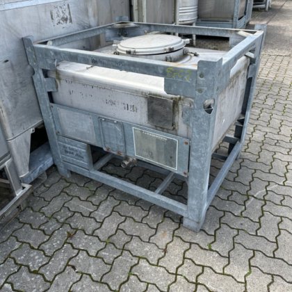 500 liter IBC container, Aisi 316 in Bremen, Germany
