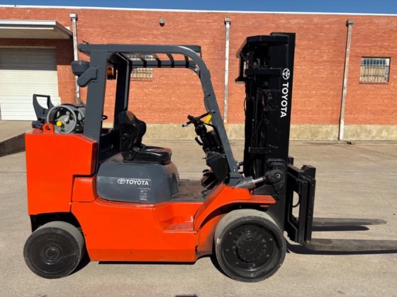 Toyota 7FGCU55BCS Forklift in Houston, TX, USA