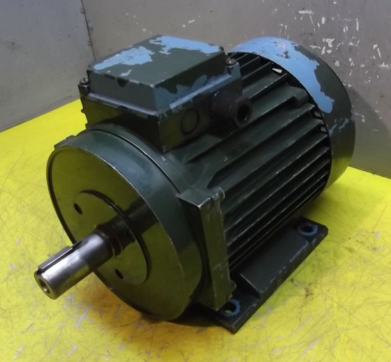 Electric motor 1.5 kW 900 U / min from - no name plate 15995 in ...