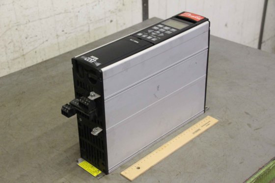 Frequency converter 1.5 kW from Danfoss - VLT 5000 VLT5003 27846 in ...