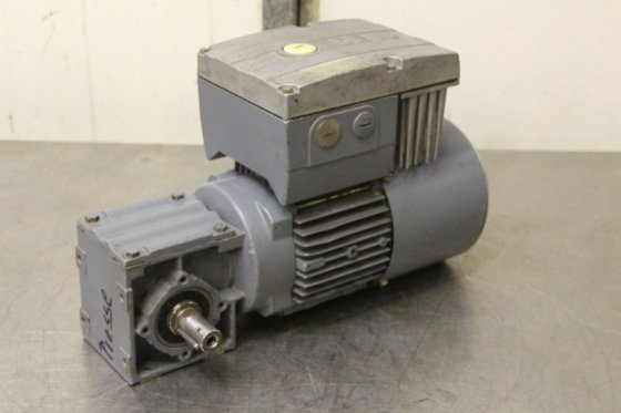 Gebraucht Getriebemotor Frequenzumformer 0,55 kW 60 U/min von SEW ...