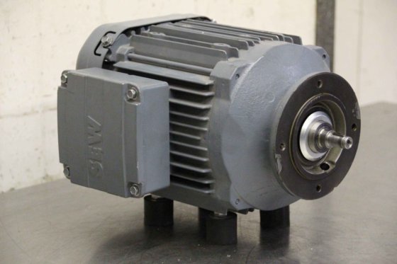 Electric motor 1.1 kW 1500 rpm from SEW - 220/380 V 1500 rpm 27331 in ...