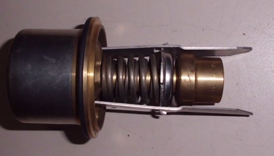 Temperature sensor from Ako - 237.0120-035 9616 in Wiefelstede, Germany