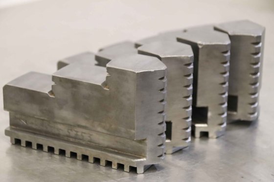 Interchangeable jaws four-jaw chuck from - width 34 mm 32109 in ...