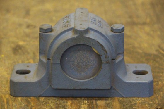Plummer block housing from SKF - SNH 509 24897 in Wiefelstede, Germany