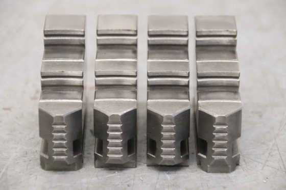 Interchangeable jaws four-jaw chuck from - width 20 mm 32204 in ...