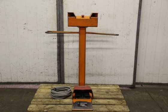 Two-hand control panel with foot switch from - Zweihand 25331 in ...