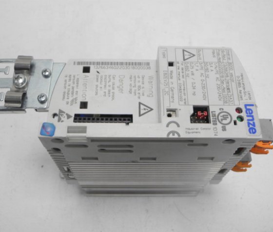 New Original LENZE AC Drive 0.25kW Single Phase 200/240v 8200 ...