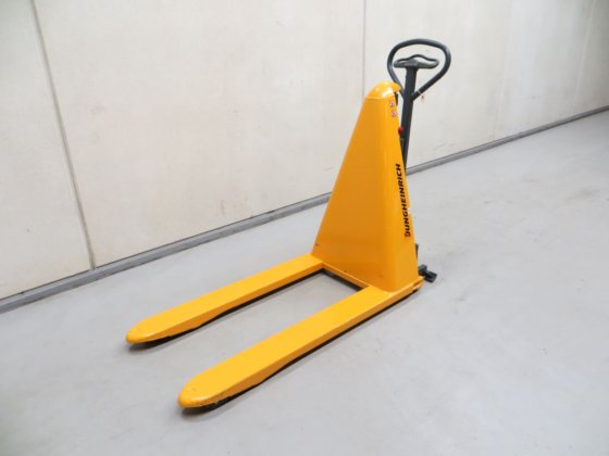 2021 JUNGHEINRICH AMX 10E in Varde, Denmark