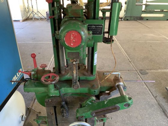 Albert Fezer Albert Fezer Chain Milling Machine in Gemert, Netherlands