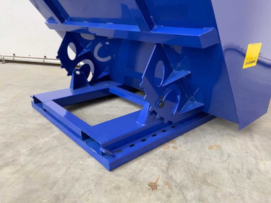 Tipping bucket in Horst, Netherlands