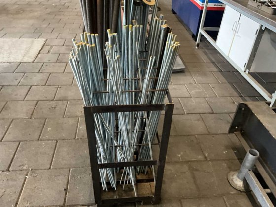Threaded rods in Venlo, Netherlands