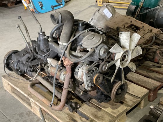 engine with gearbox in Sint-Truiden, Belgium