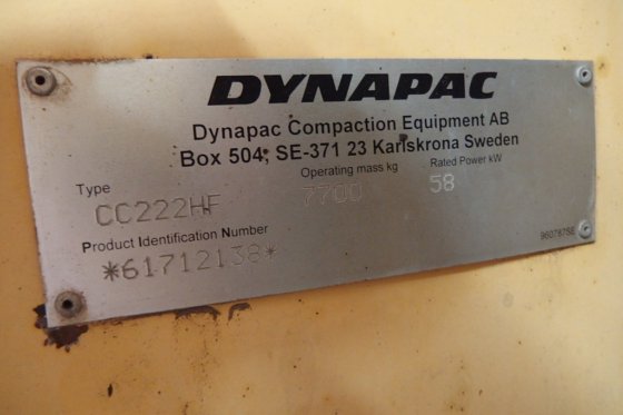 DYNAPAC VIBRATORY TANDEM DRUM ROLLER CC222HF - in Singapore