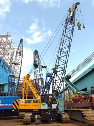 2011 KOBELCO CRAWLER CRANE CKE800-1F - in Singapore