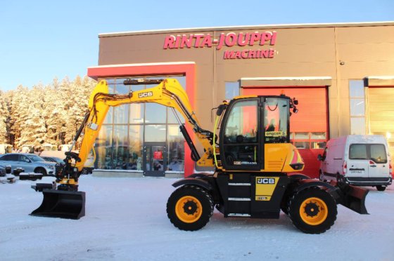 2018 JCB 110 W Hydradig / Engcon, Bucket, GreaseJCB 110 W Hydradig ...