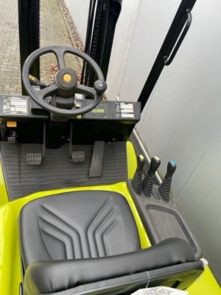 Clark CDP30, neuer Motor in Castrop-Rauxel, Germany