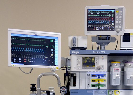 Draeger Infinity C700 for IT Workstation in Franklin, WI, USA