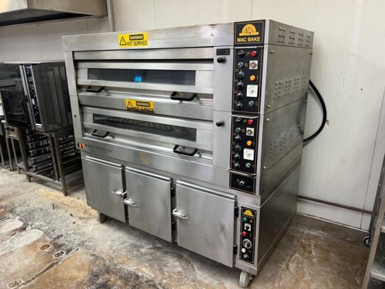 MACADAMS MACBAKE Deck Oven in Auckland, New Zealand